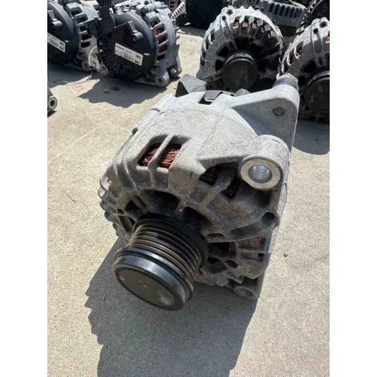 Alternator 1.6 Volvo V40 30659390